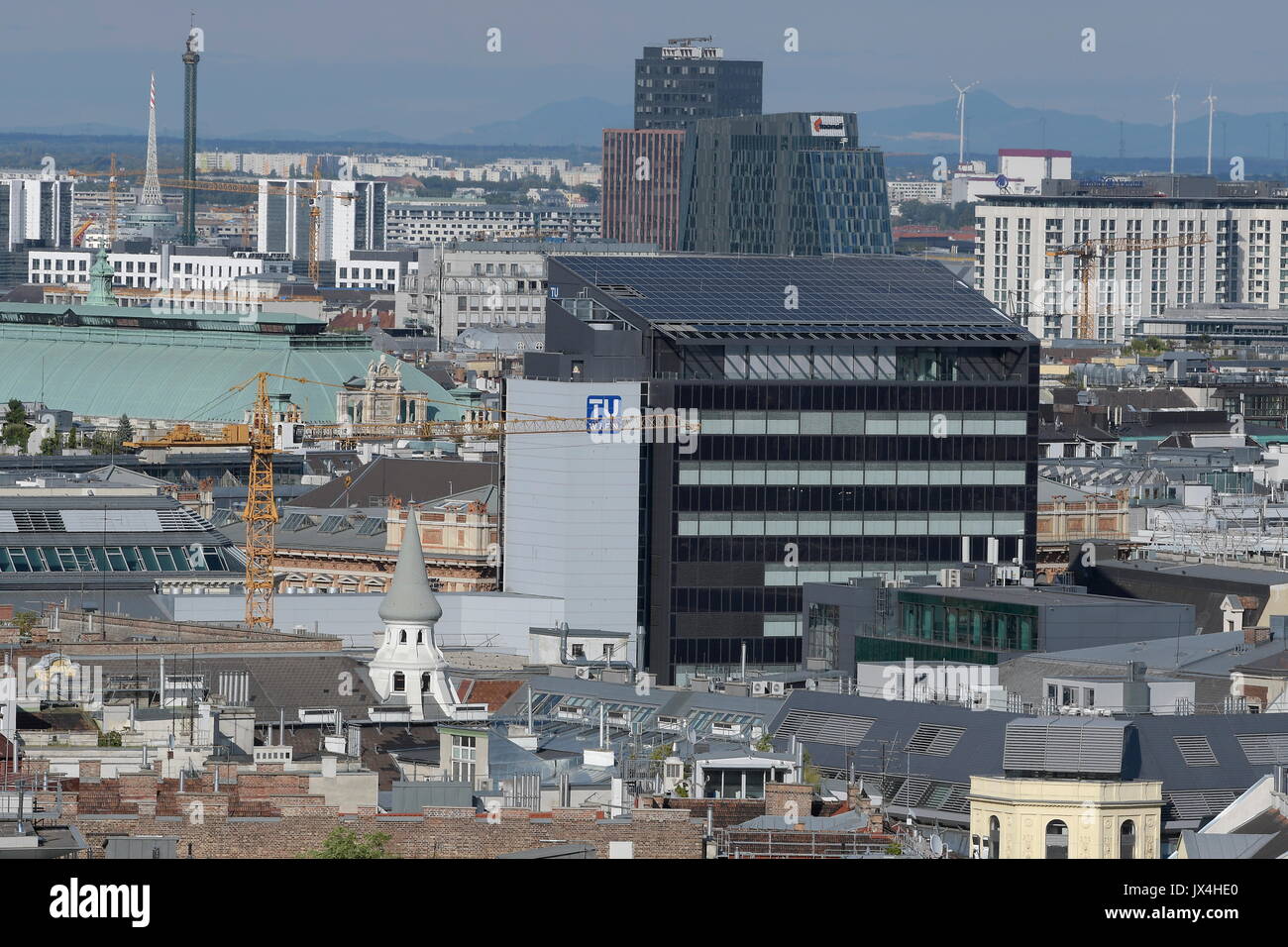 Largest technology hi-res stock photography and images - Alamy