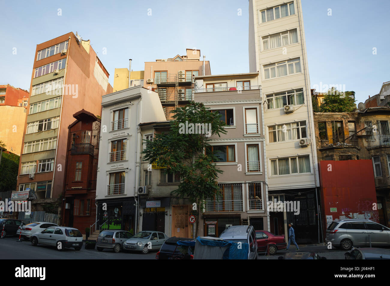 residential neighborhood architecture in Istanbul, Turkey Stock Photo ...