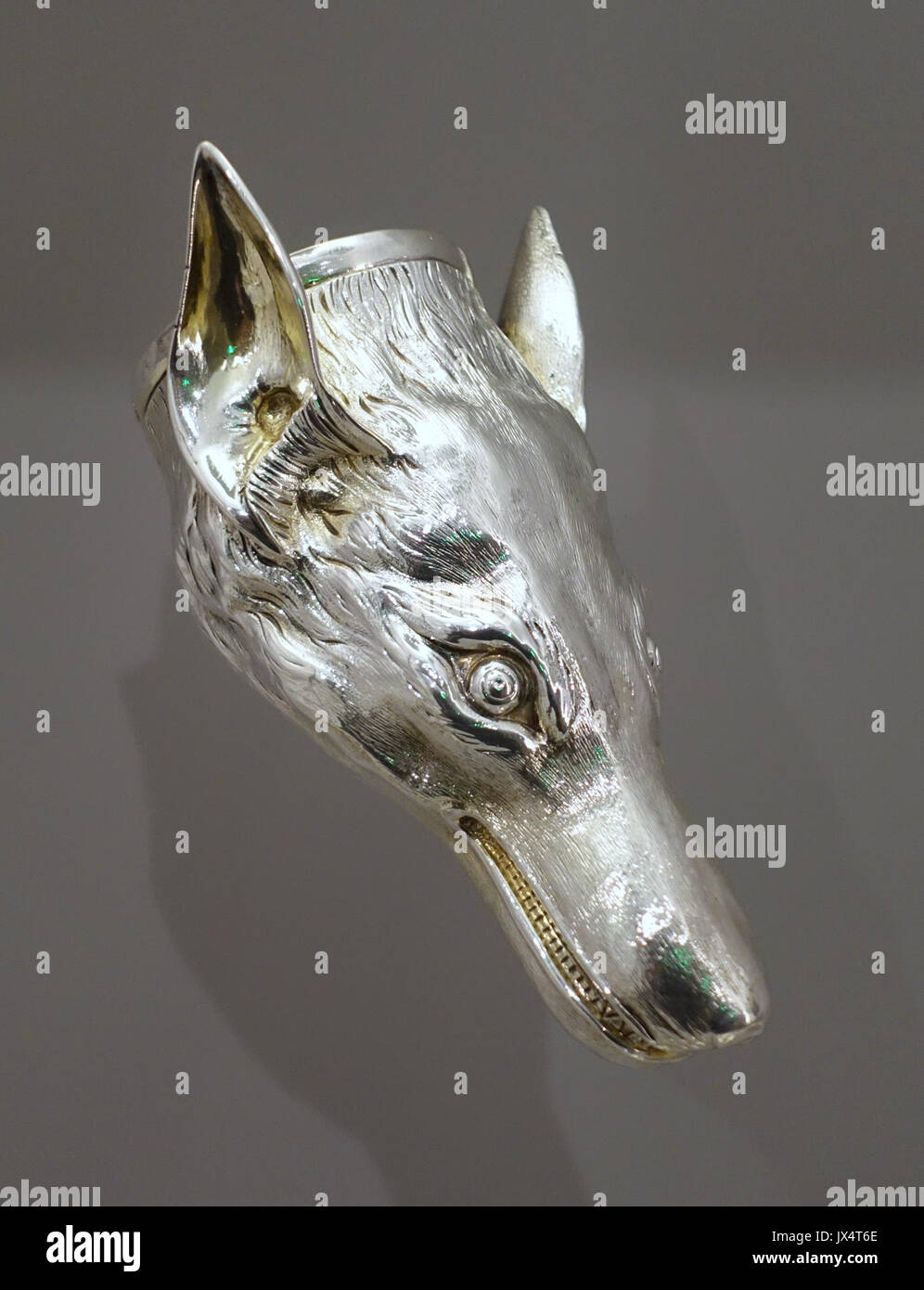 The stirrup cup hi-res stock photography and images - Alamy