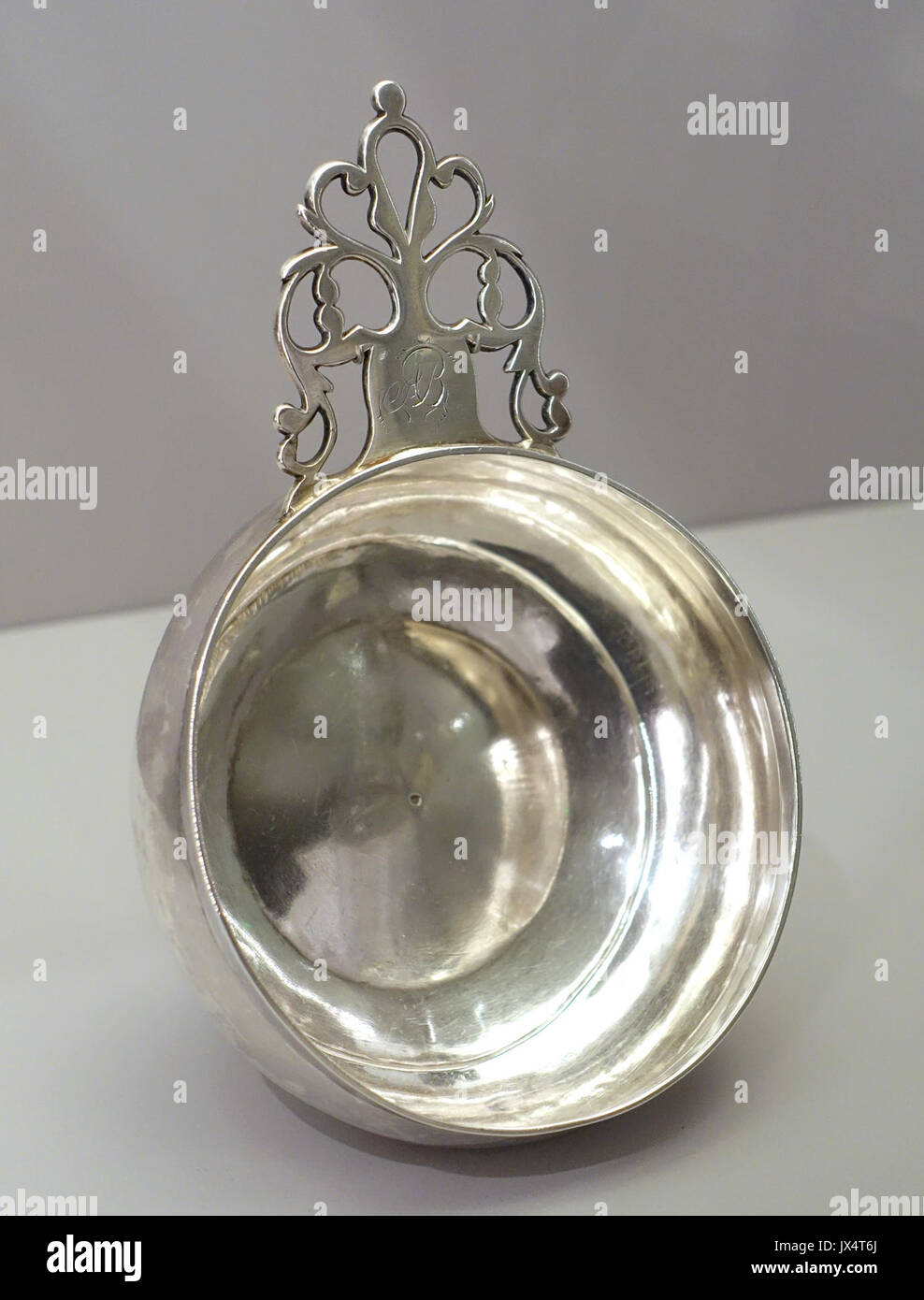 Porringer, Jacob Hurd, American, c 1735, silver Fogg Art Museum ...