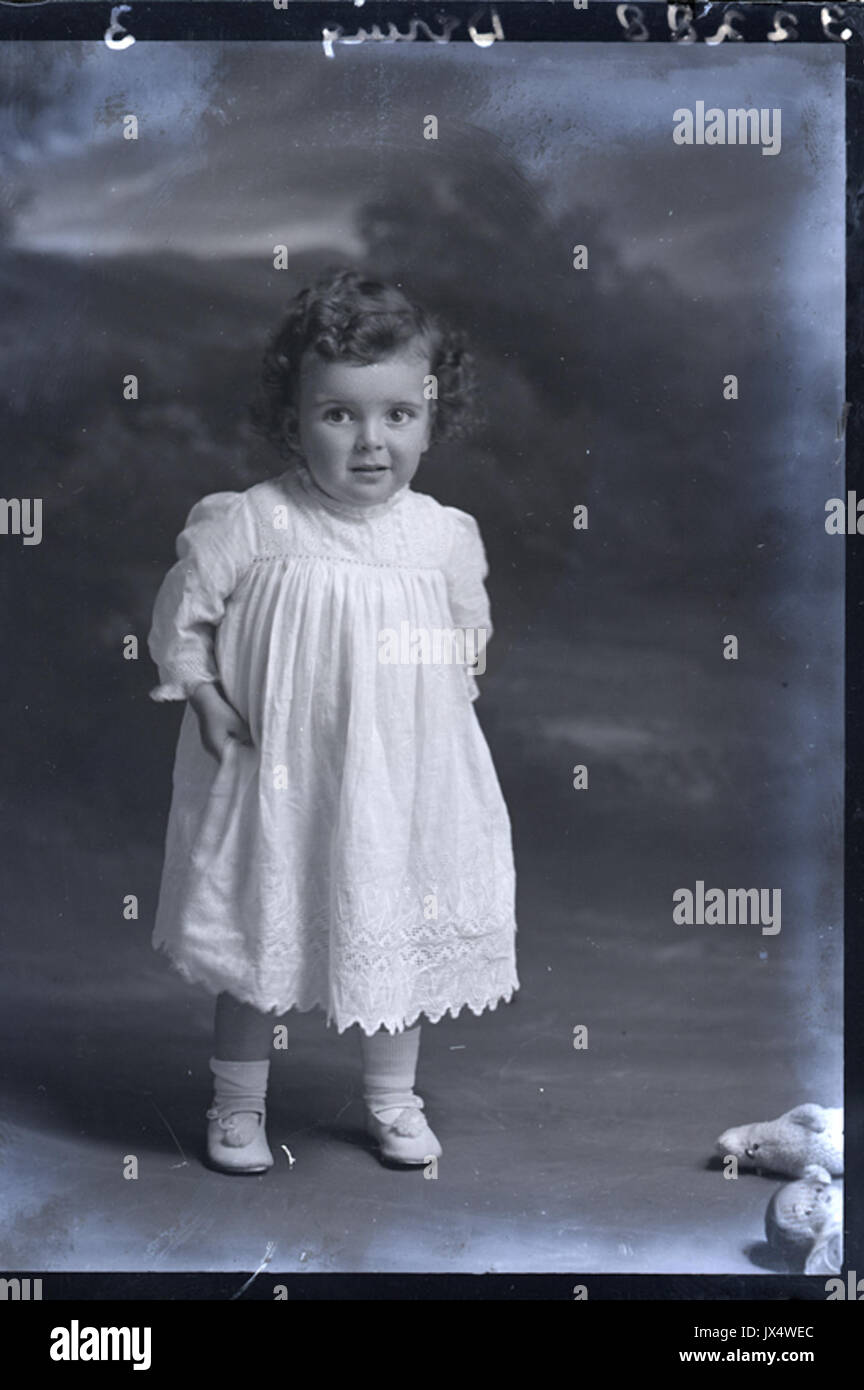 Dering hi-res stock photography and images - Alamy