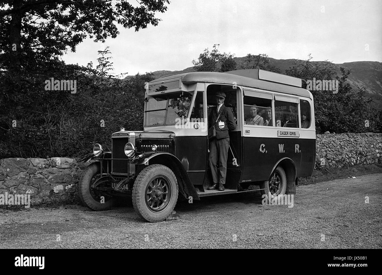 1920s bus hi-res stock photography and images - Alamy