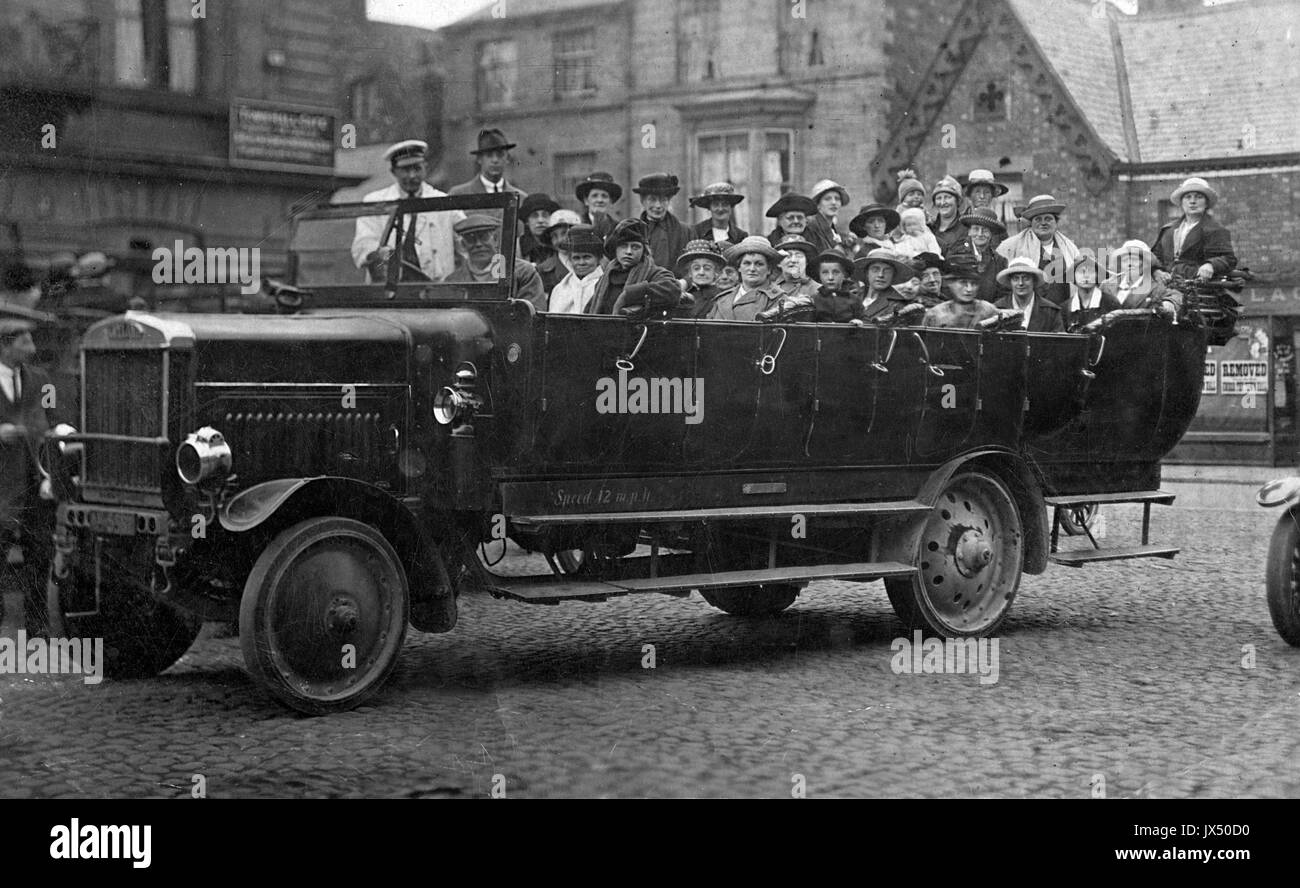 Charabanc hi-res stock photography and images - Alamy