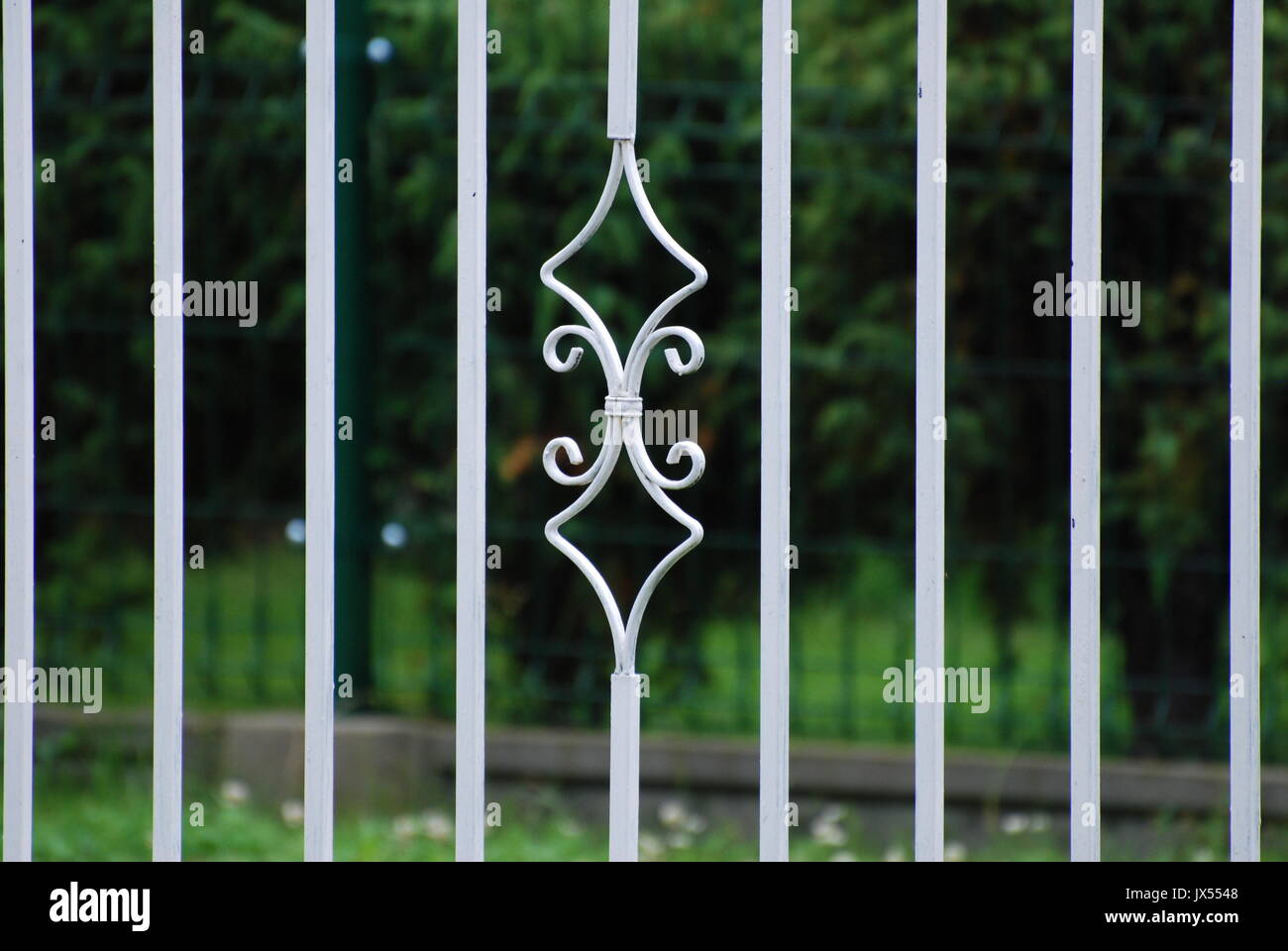 Metal security railing hi-res stock photography and images - Alamy