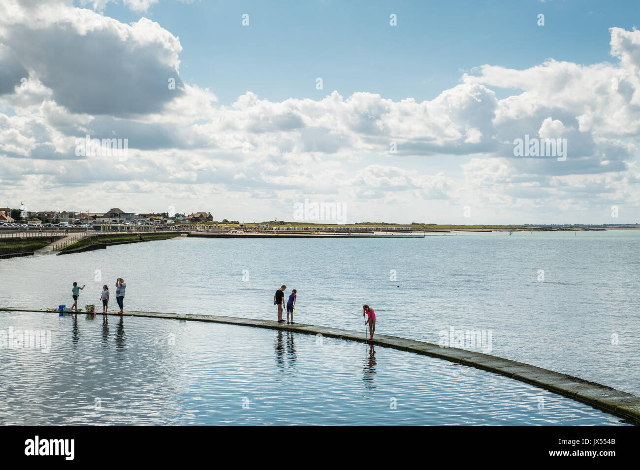 Tidal Pool, Minnis Bay, Kent, UK Stock Photo - Alamy