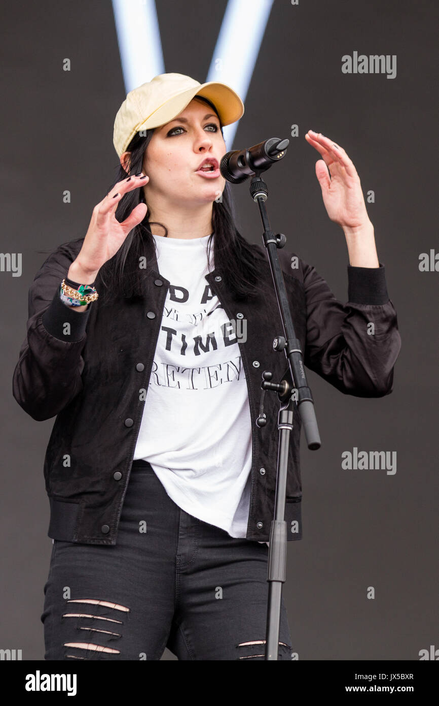 Kristine flaherty hi-res stock photography and images - Alamy