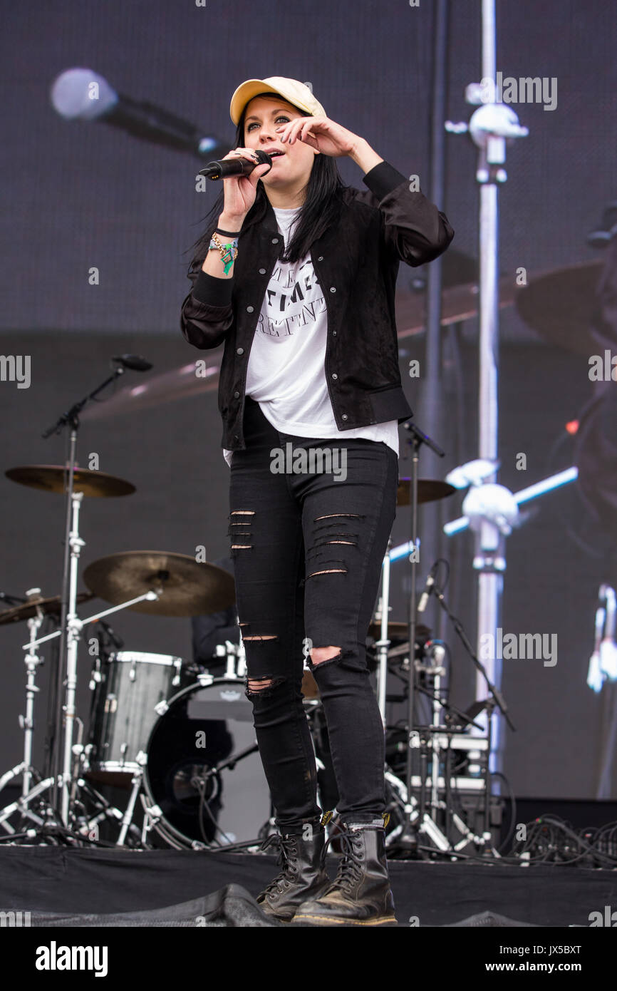 Kristine meredith flaherty hi-res stock photography and images - Alamy