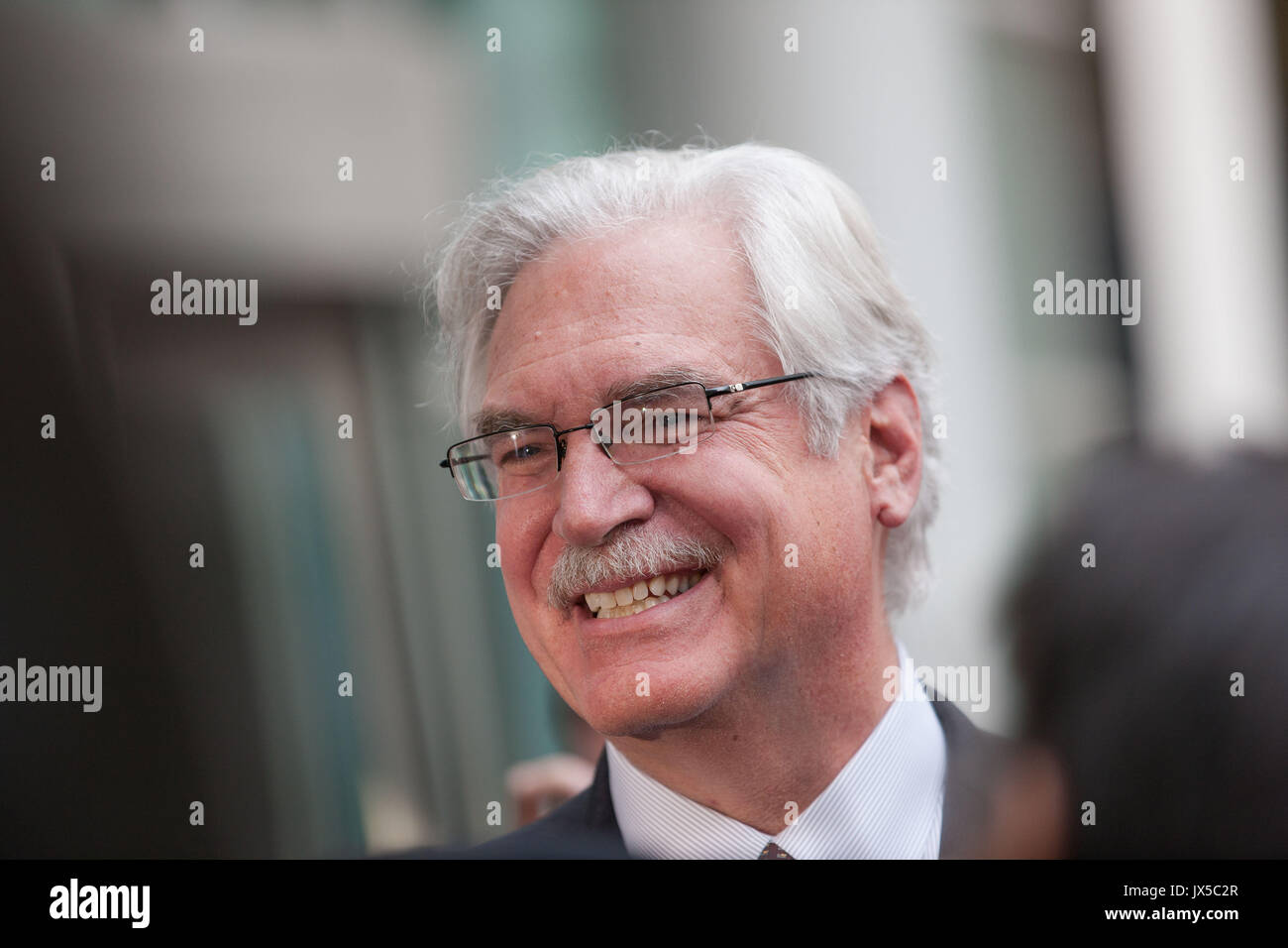 David mueller radio host hi-res stock photography and images - Alamy