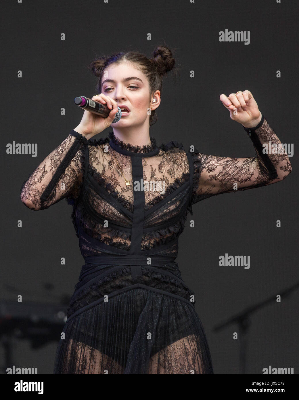 San Francisco, California, USA. 13th Aug, 2017. LORDE (ELLA MARIJA LANI ...