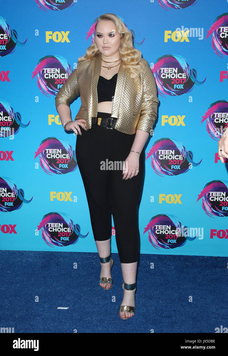 Nikki tutorials hi-res stock photography and images - Alamy