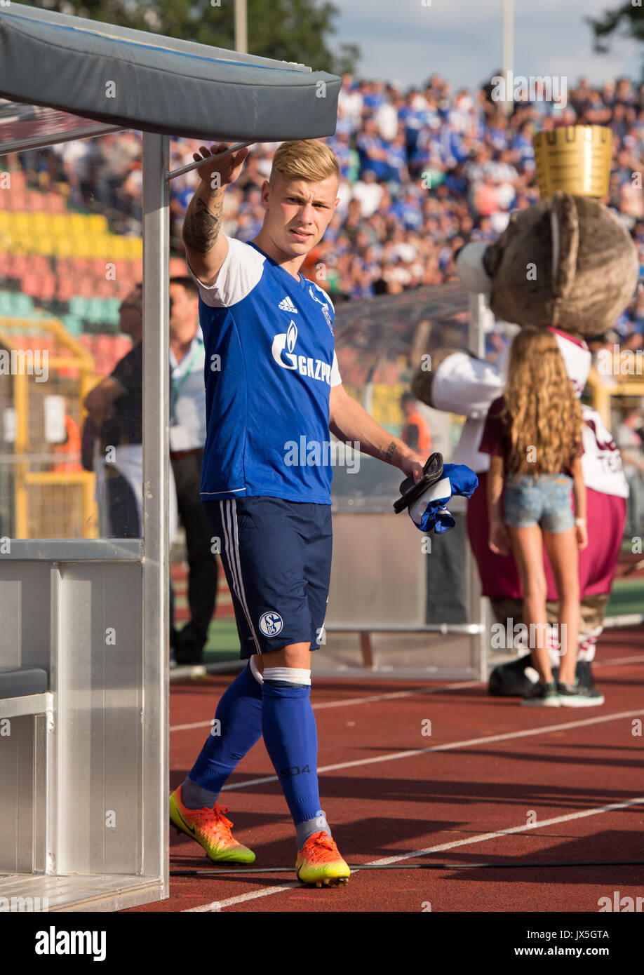 Berlin, Germany. 14th Aug, 2017. Schalke's Max Meyer walking towards ...