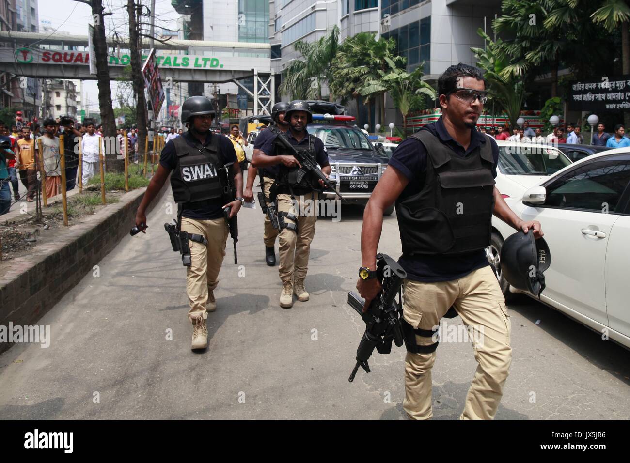 Dhaka, Bangladesh. 15th Aug, 2017. SWAT (Special Weapons And Tactics ...