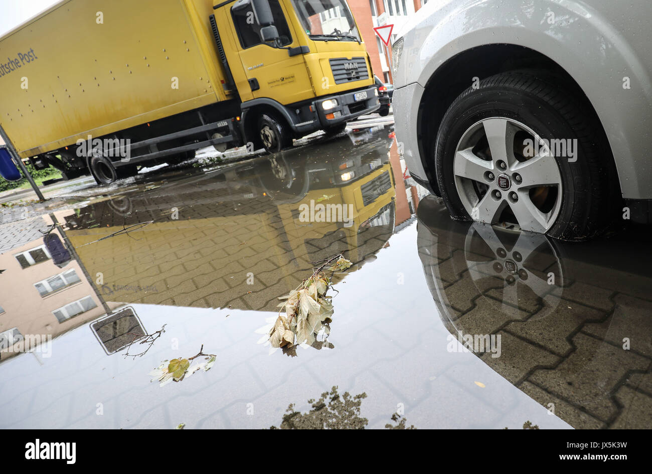 Huge puddle hi-res stock photography and images - Alamy