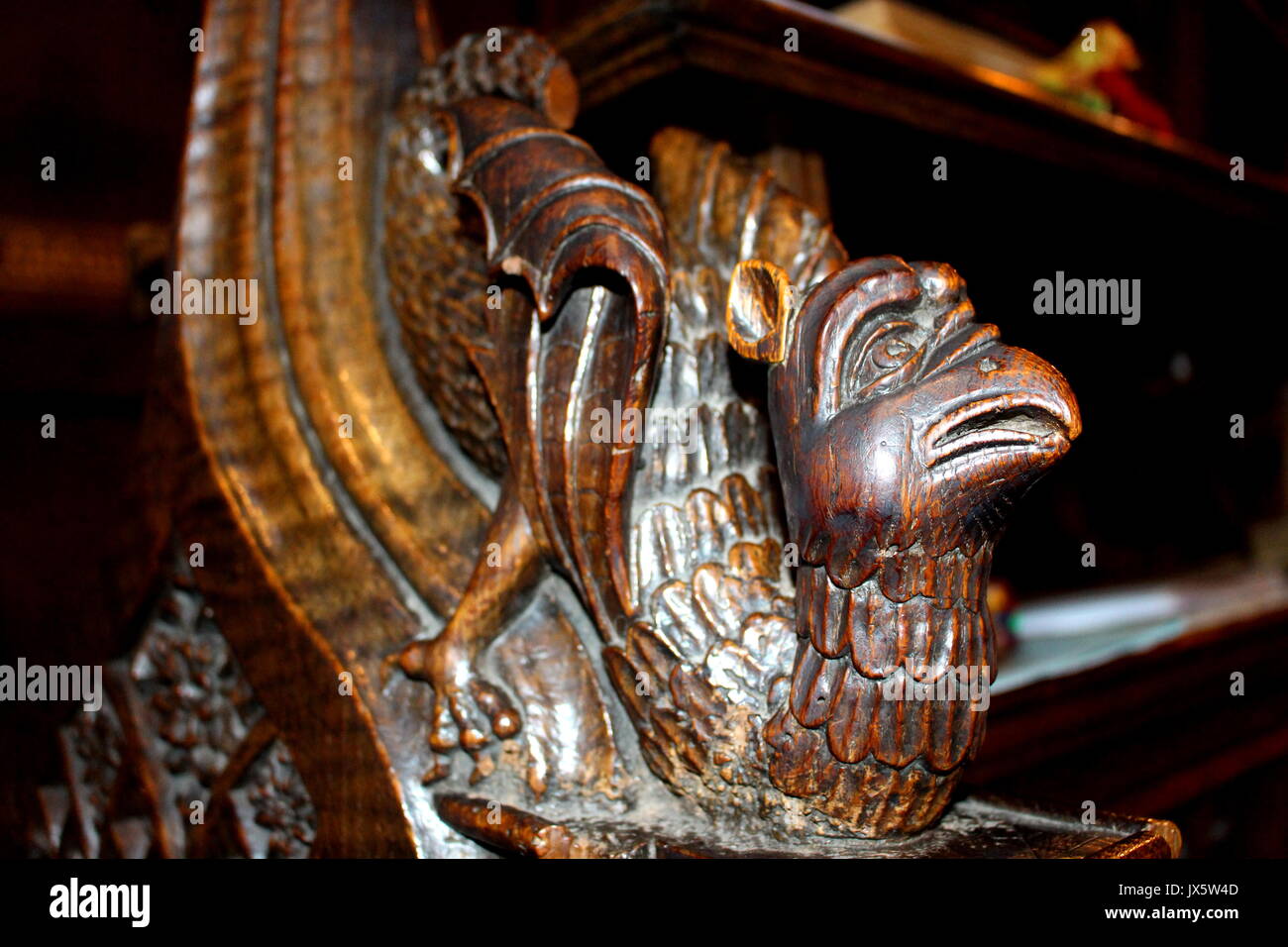 Griffin wood carving hi-res stock photography and images - Alamy
