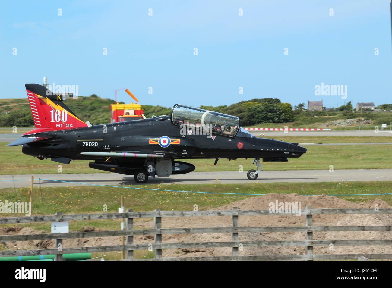 Hawk trainer for fast jets pilots at RAF valley on Anglesey north wales Stock Photo - Alamy