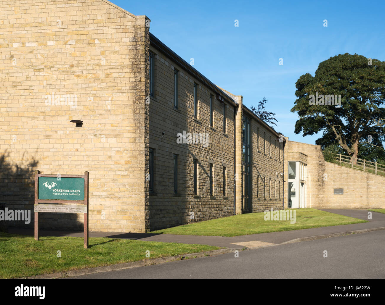 Yoredale, Yorkshire Dales National Park Authority offices, Bainbridge ...