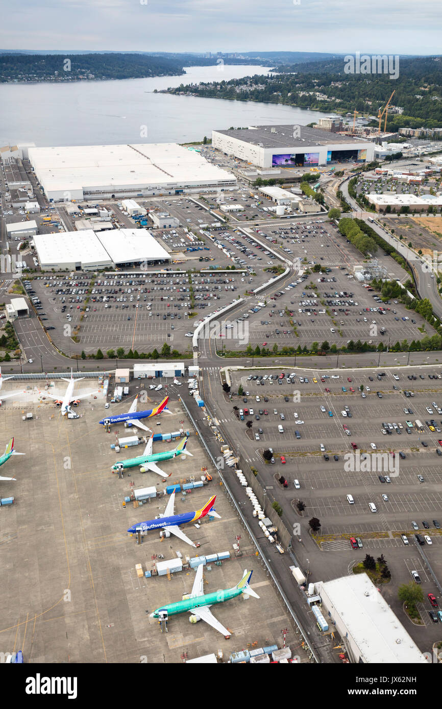 aerial view of Boeing 737 MAX airplanes under construction at Boeing ...