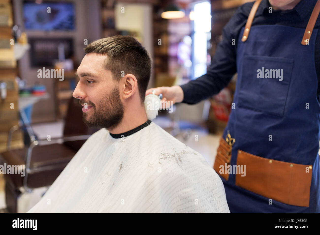 Barber cleaning hi-res stock photography and images - Alamy