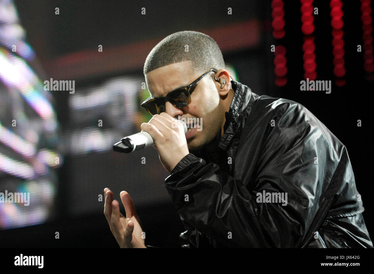 Drake rapper hi-res stock photography and images - Alamy