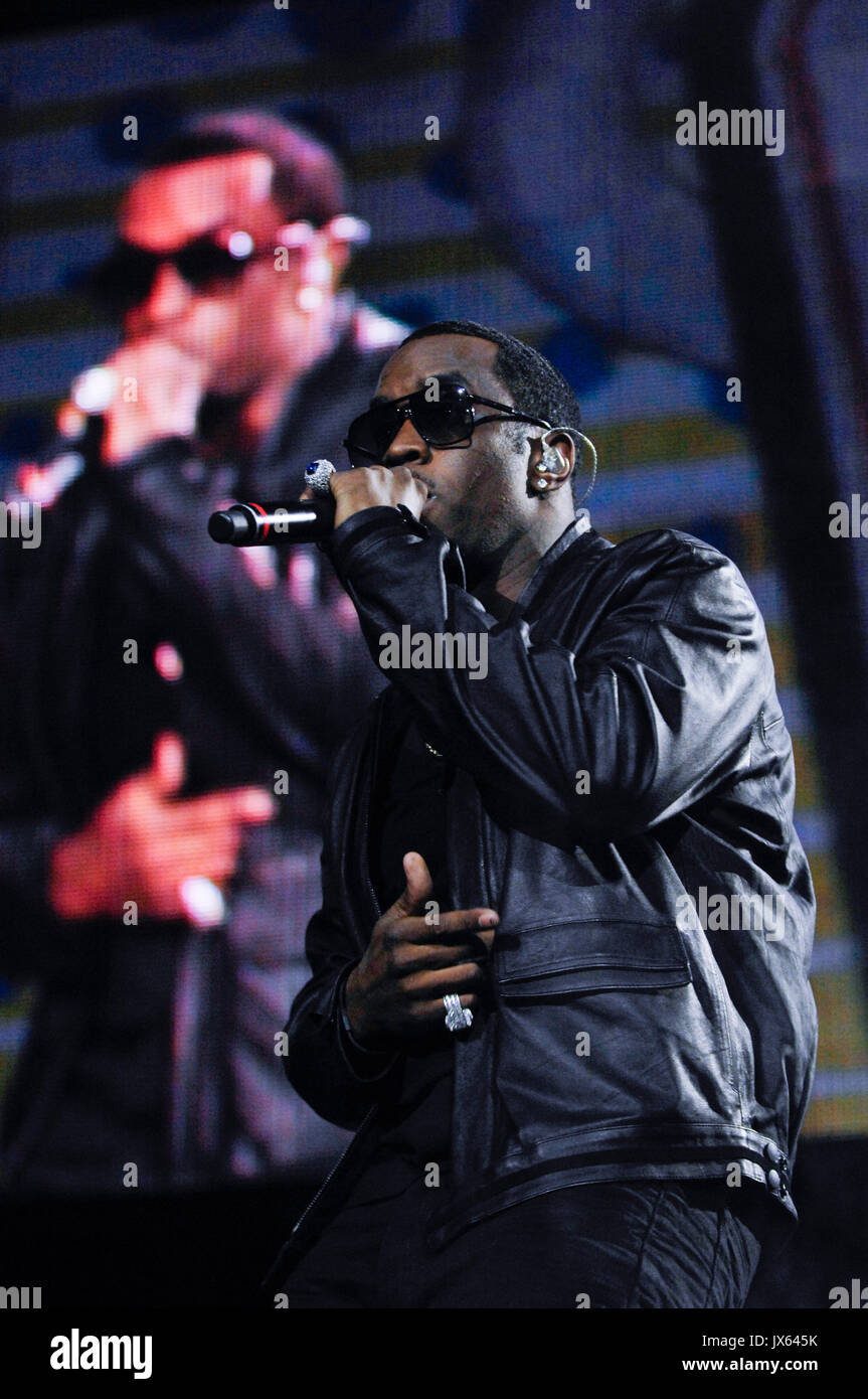 Sean Combs aka Diddy performs 2010 Power 106 Powerhouse concert Honda ...