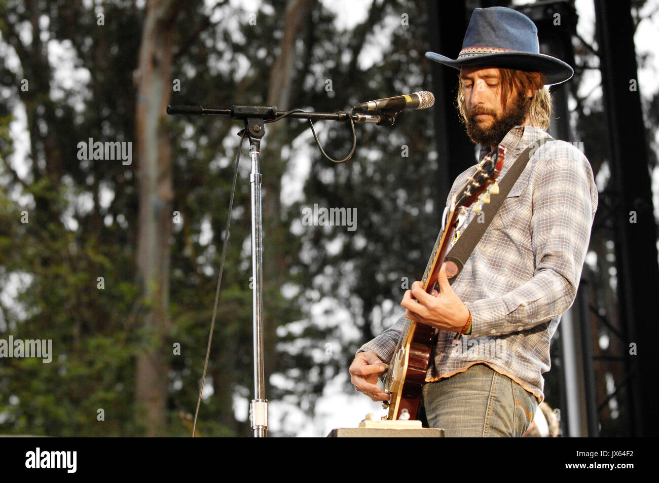 Ben Bridwell Band Horses performs 2009 Outside Lands Festival Golden ...