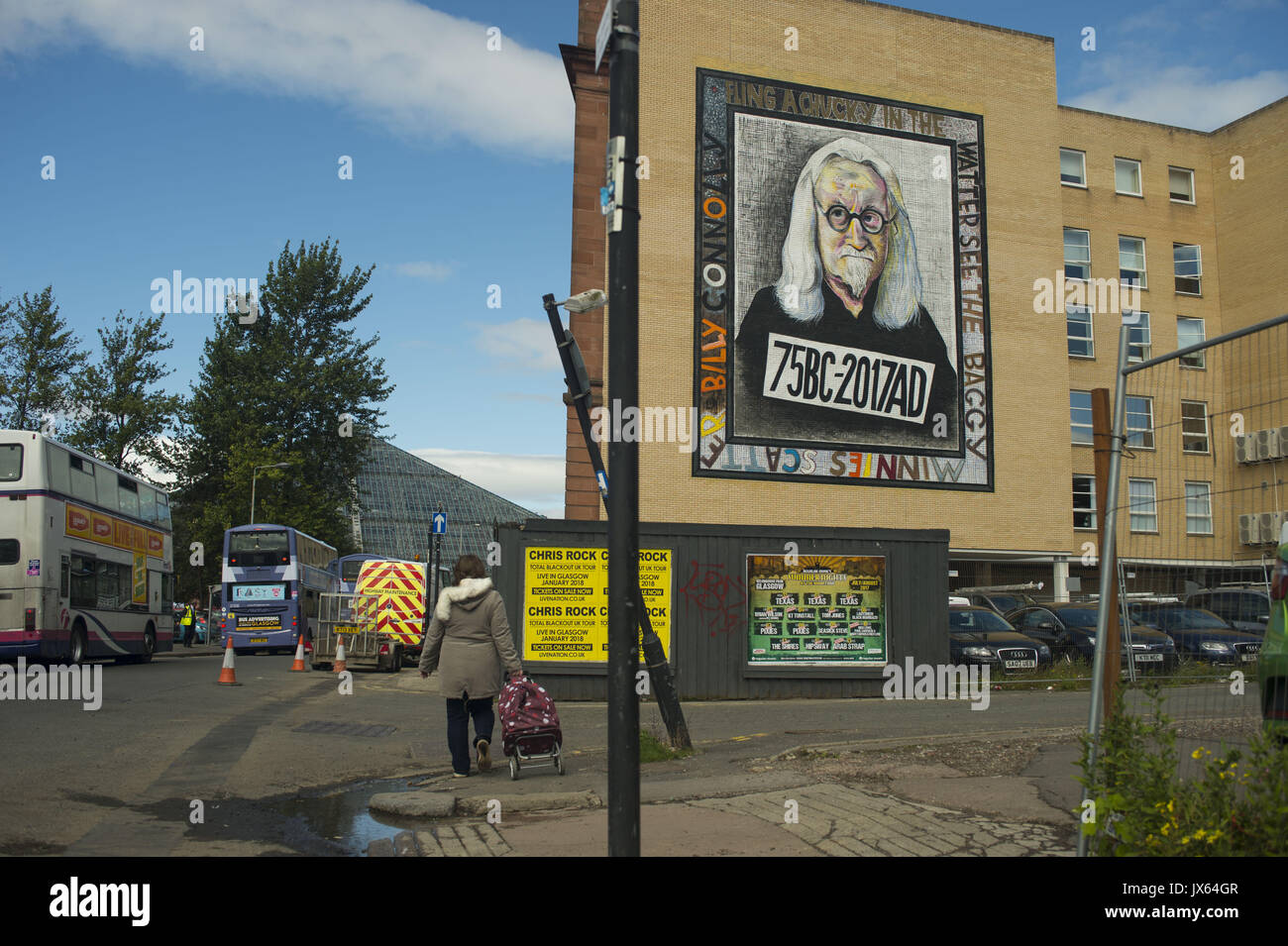 Mural depicting Billy Connolly, painted by John Byrne in Osborne Street ...