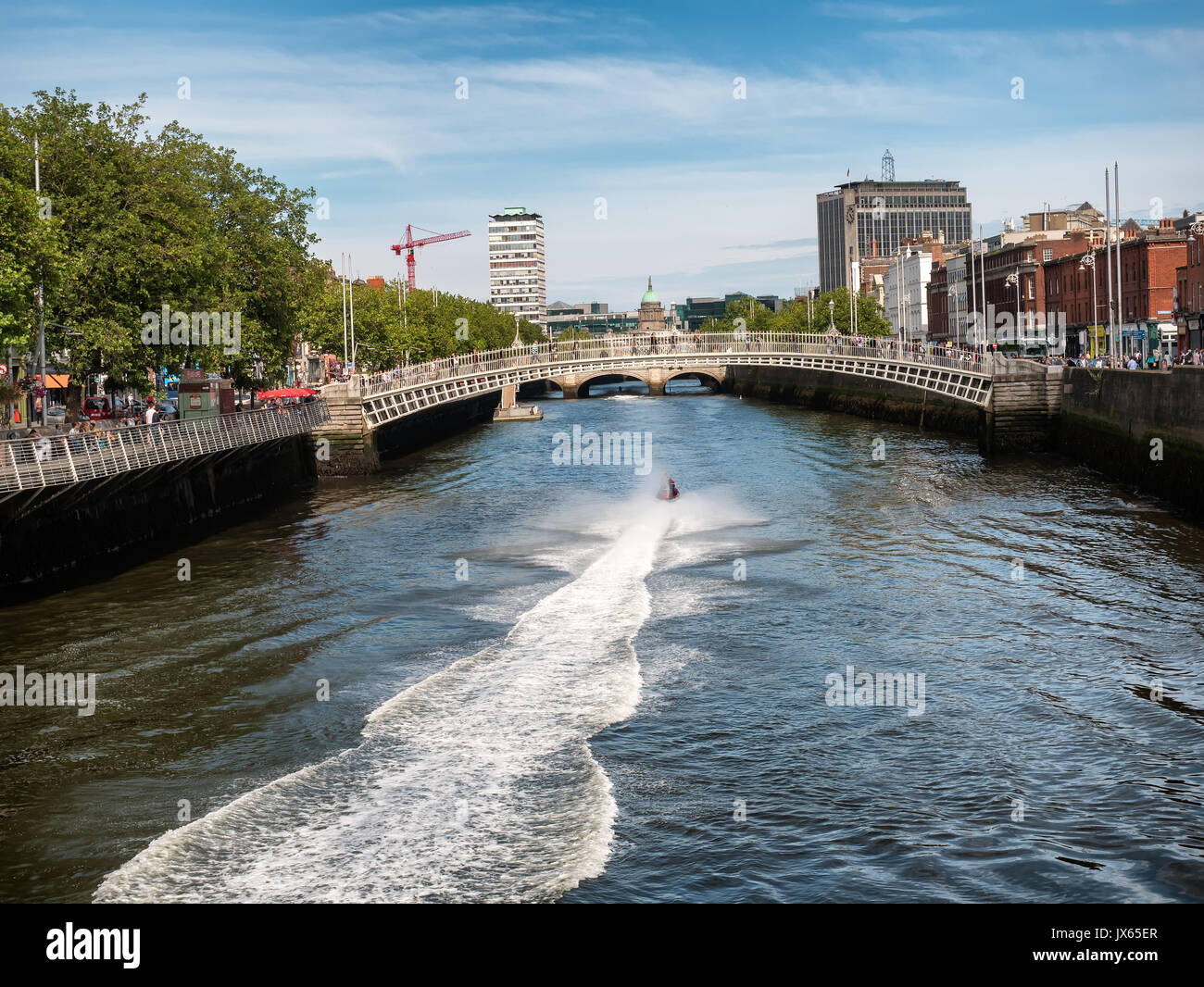 Halfpenny bridge in Dublin Ireland Stock Photo - Alamy