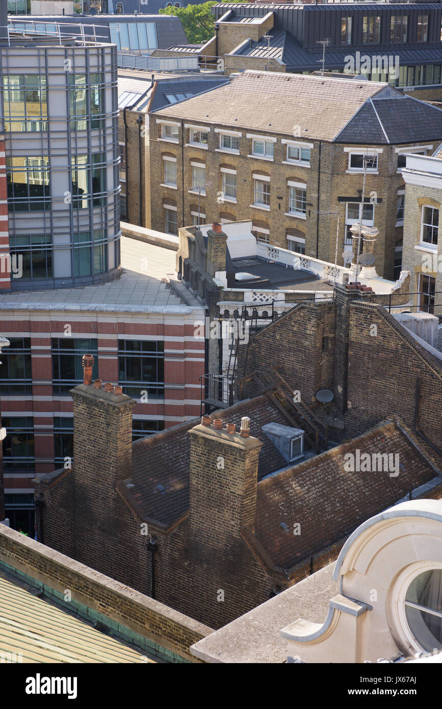 Rooftops in london hi-res stock photography and images - Alamy