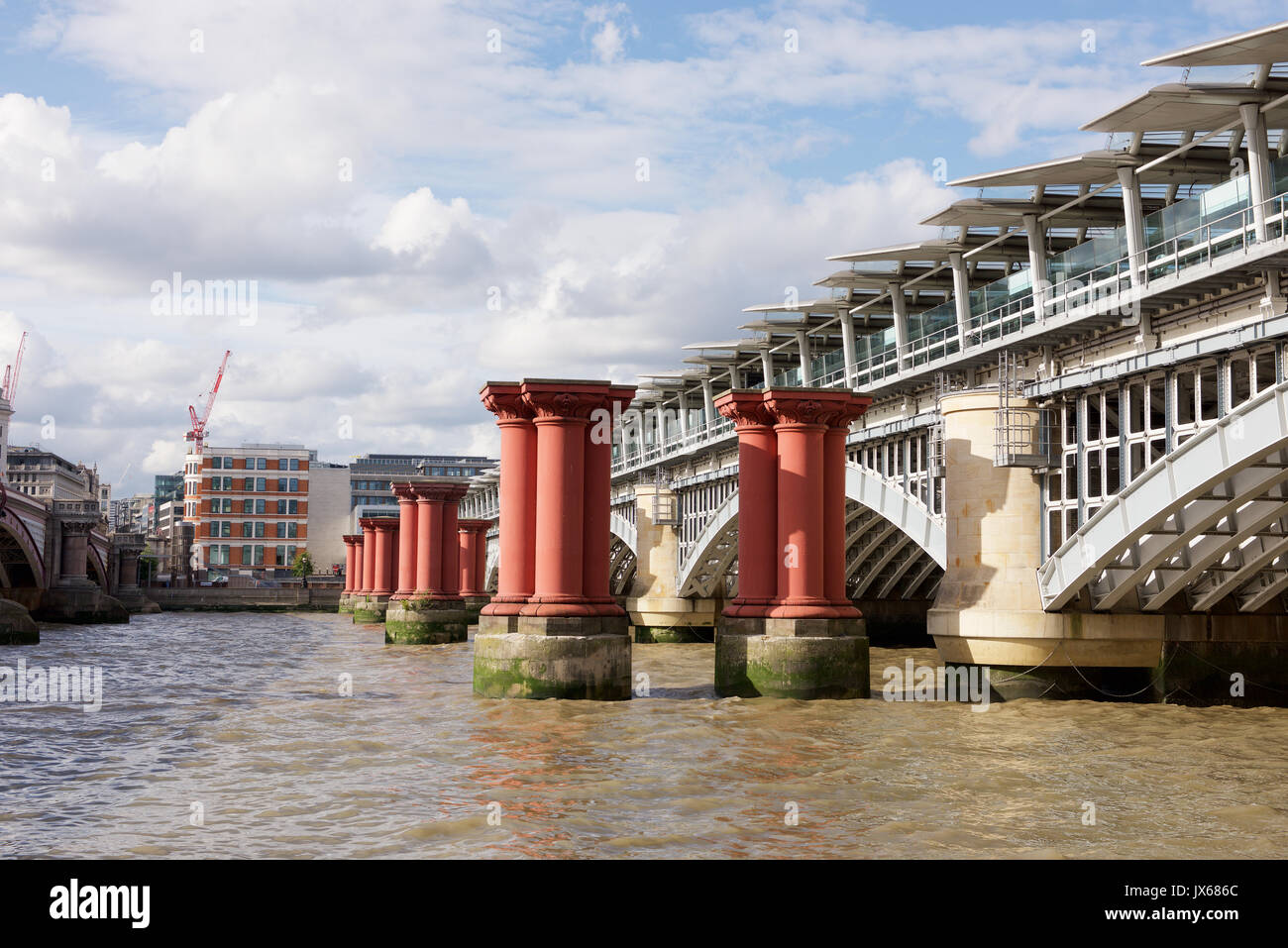 Old blackfriars station hi-res stock photography and images - Alamy