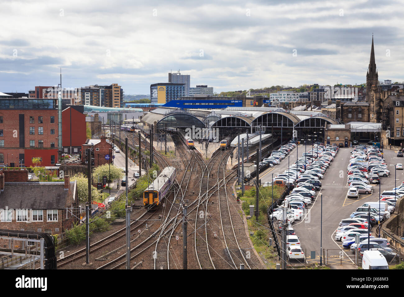Newcastle Upon Tyne Railway Station High Resolution Stock Photography ...