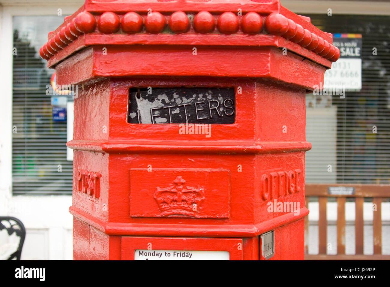 Victorian era post box in Kingsbairns, Fife Stock Photo - Alamy