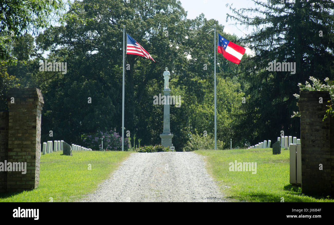 Confederate soldier cemetery with flag hi-res stock photography and ...