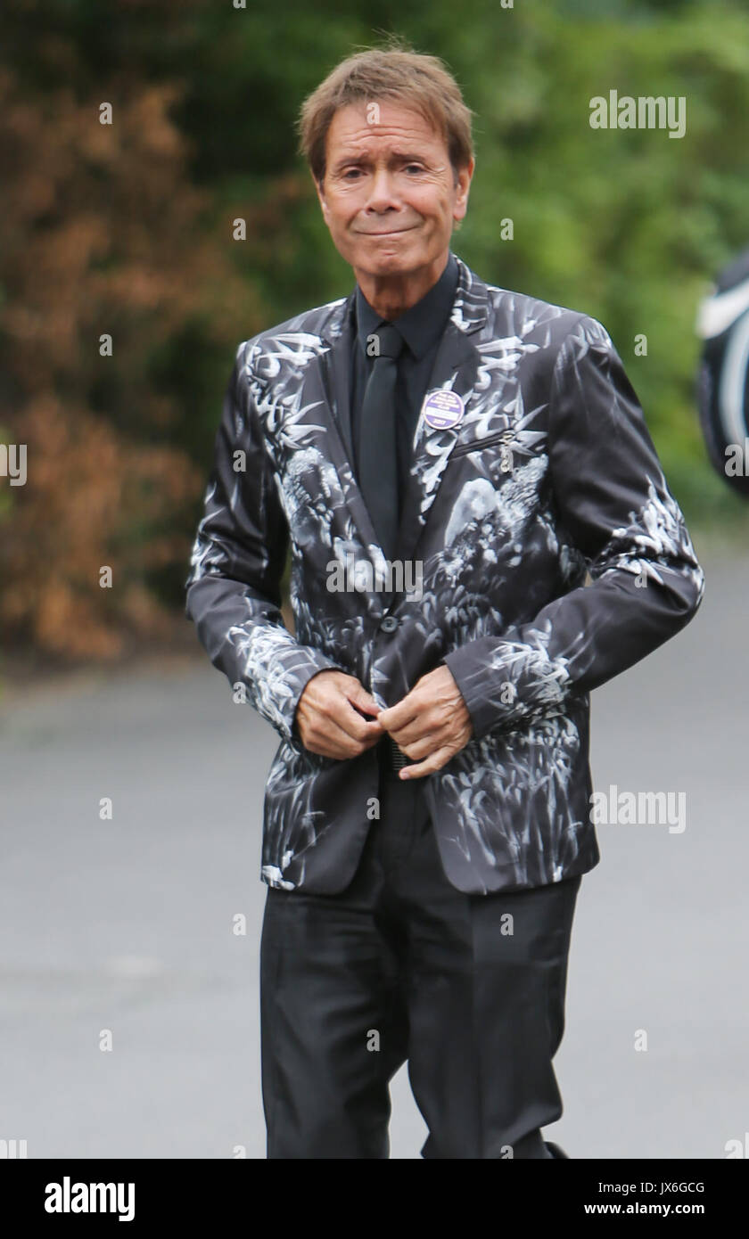 Cliff Richard arriving at Wimbledon Featuring: Cliff Richard Where ...