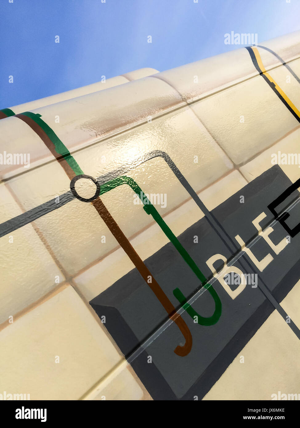 Based on one of London's newest icons, the New Routemaster. Painted and ...