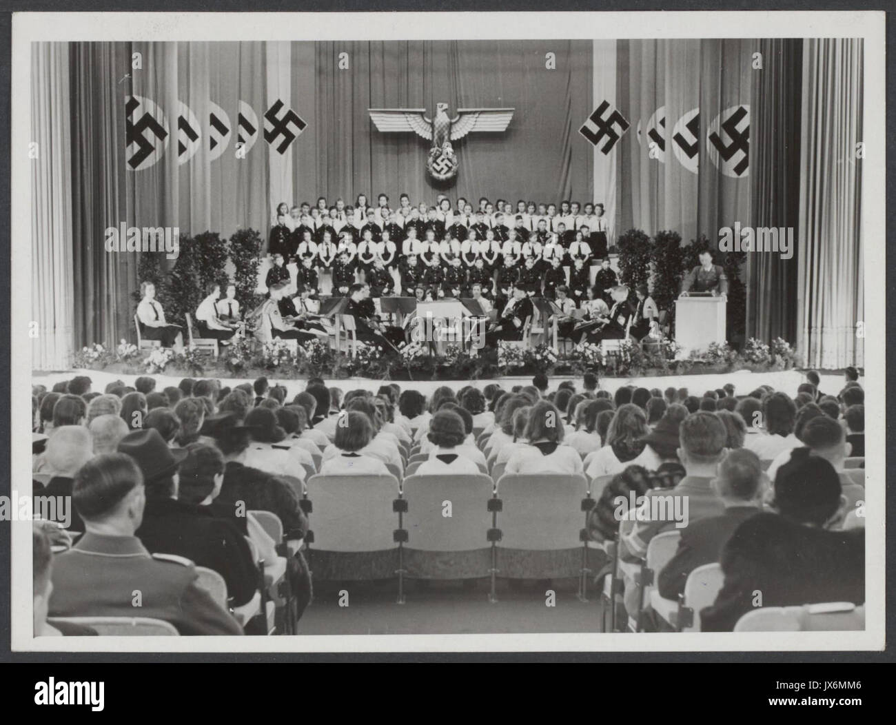 The nazi paramilitary organization hi-res stock photography and images ...