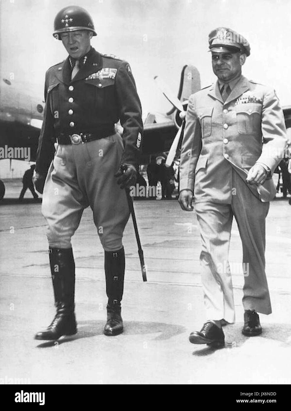 General george patton portrait Black and White Stock Photos & Images ...