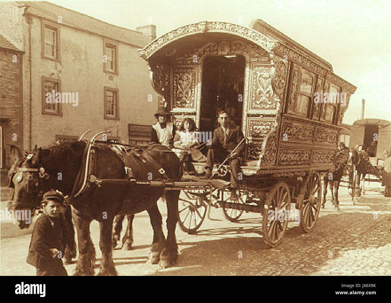 Gypsy gypsy caravan caravan hi-res stock photography and images - Alamy