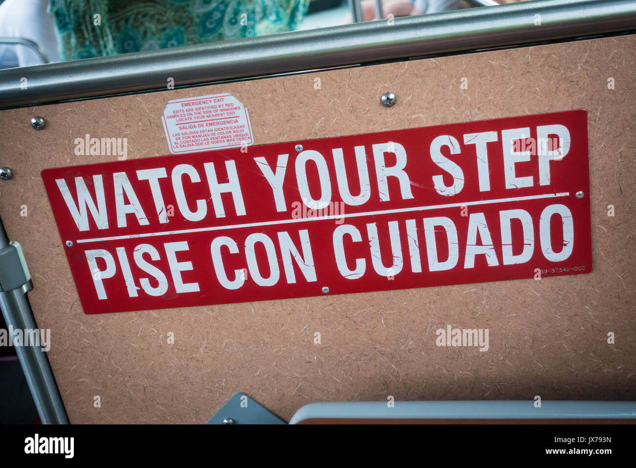 Pise con cuidado hi-res stock photography and images - Alamy