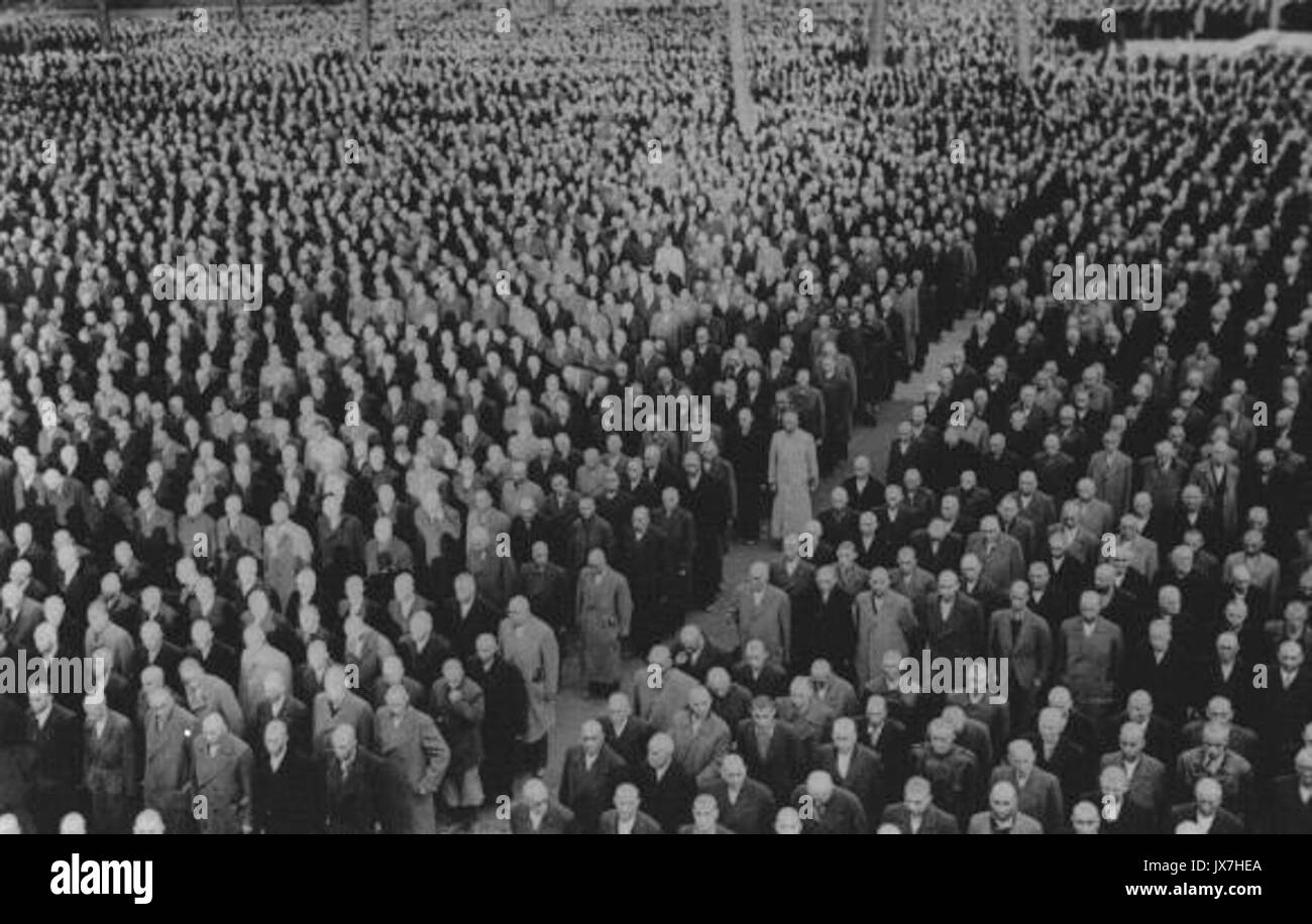 Buchenwald world war ii Black and White Stock Photos & Images - Alamy