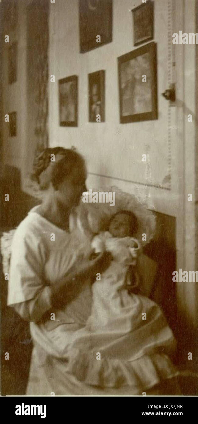 Fran Vesel Mati z otrokom Stock Photo - Alamy