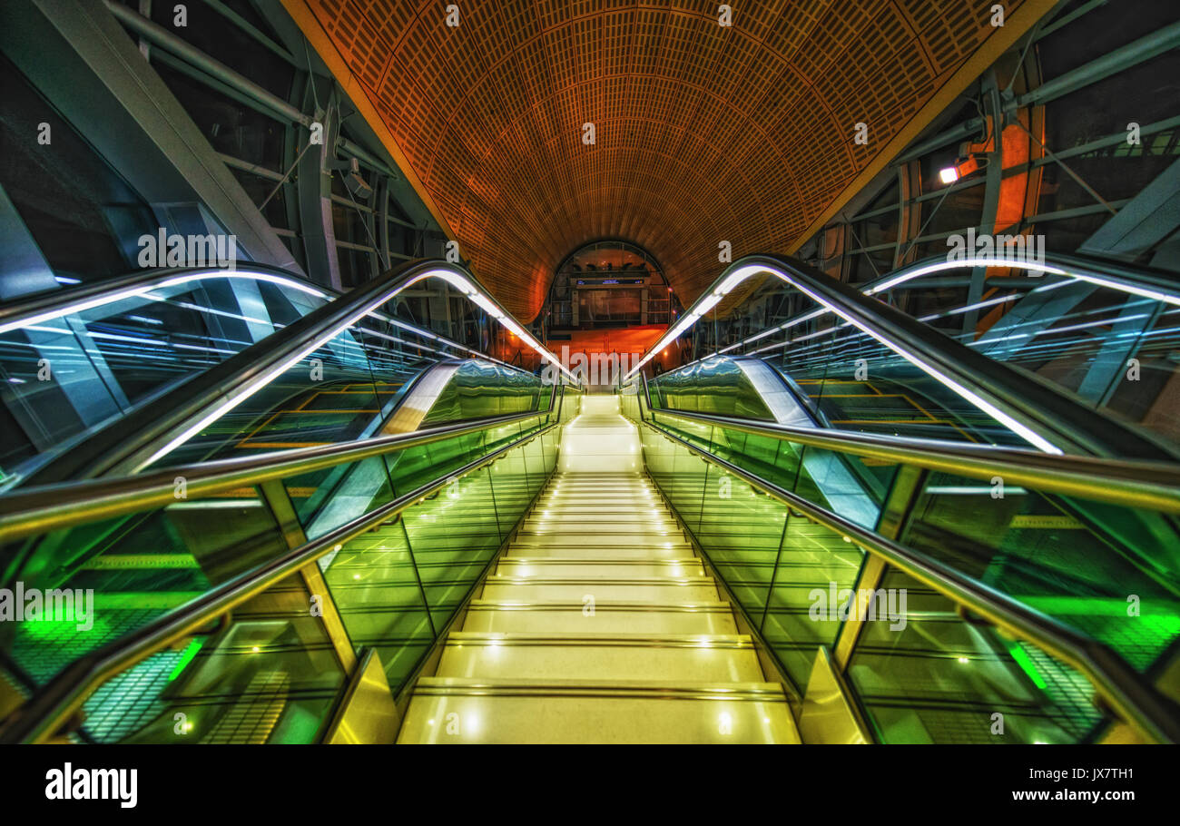 Dubai The subway (United Arab Emirates Stock Photo - Alamy