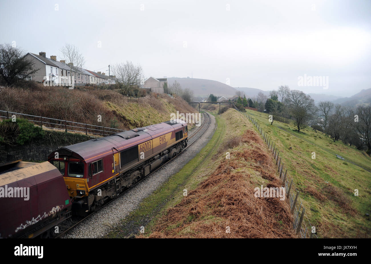 "66003" passing through Bedlinog with a Cwmbargoed - Aberthaw Power ...