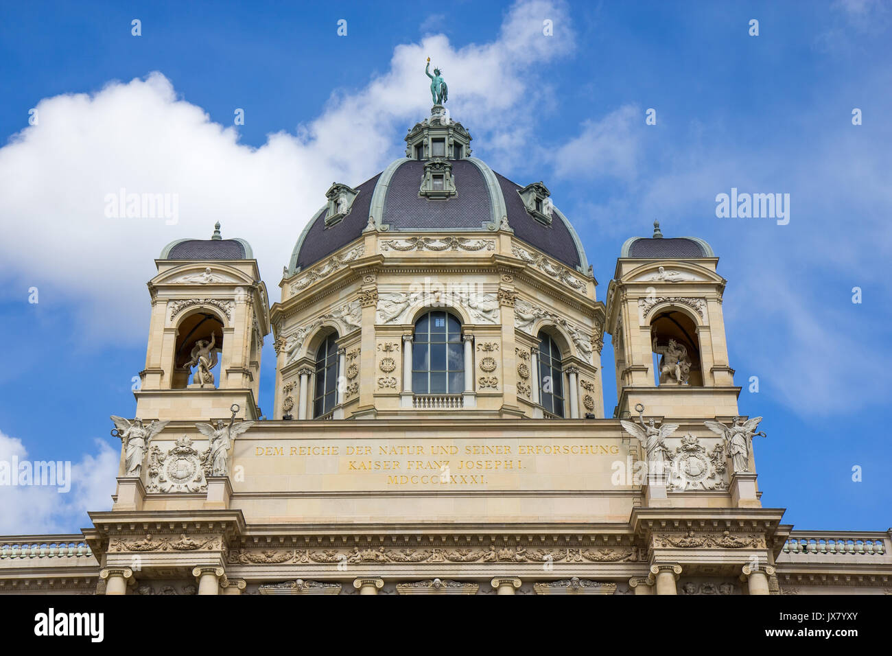 Vienna natural history museum building Stock Photo - Alamy
