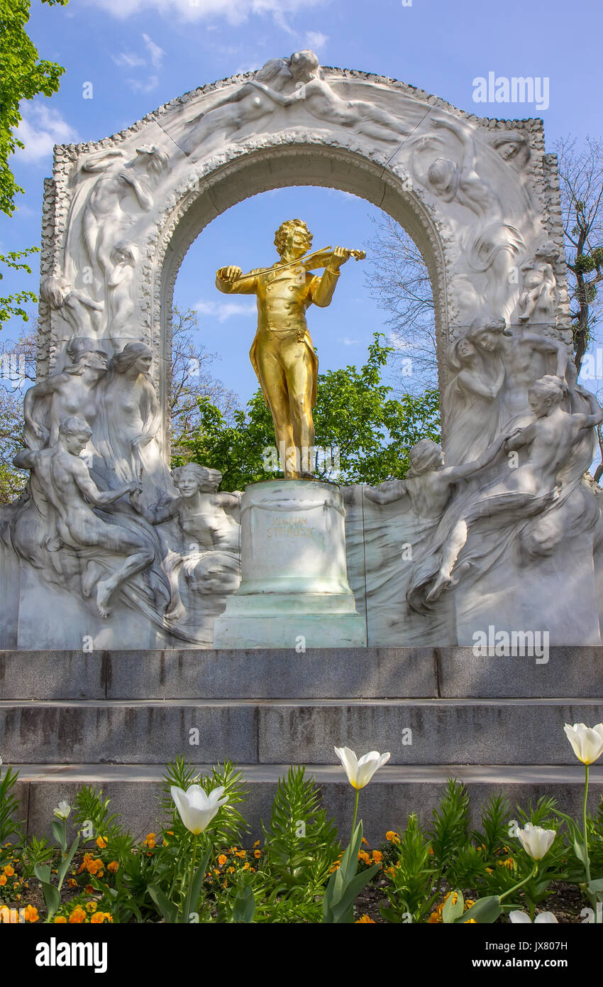 Johann strauss memorial in the park hi-res stock photography and images ...