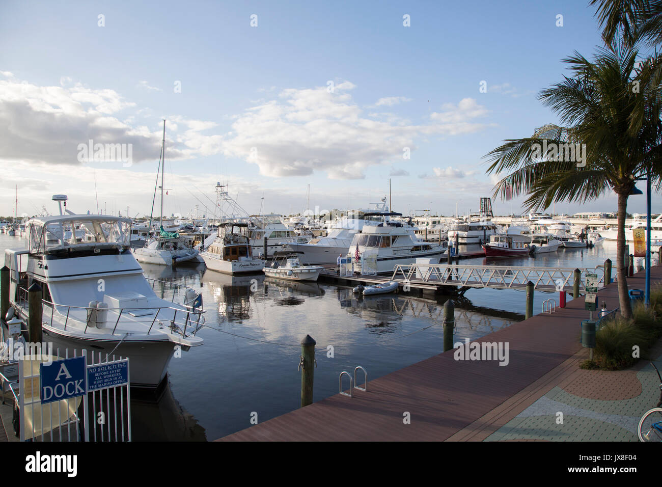 Stuart florida boat hi-res stock photography and images - Alamy