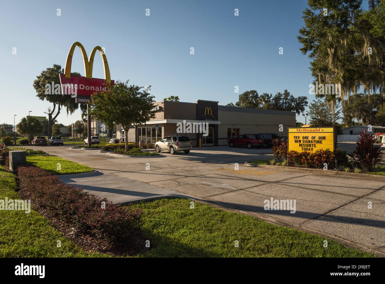McDonalds Restaurant located in Leesburg, Florida USA Stock Photo - Alamy
