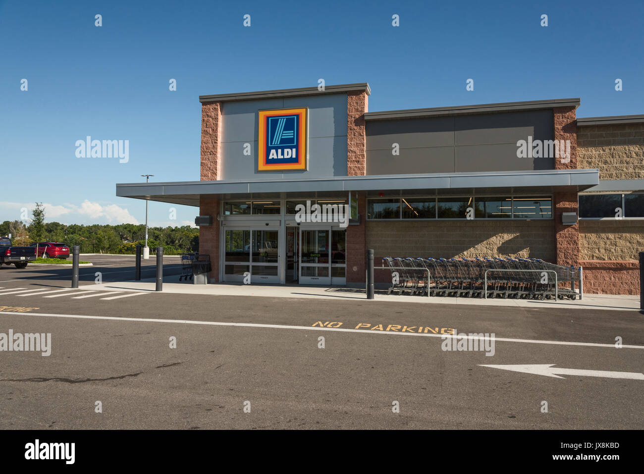 Aldi food market hi-res stock photography and images - Alamy
