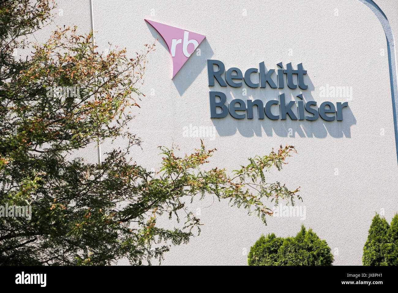 Reckitt benckiser logo hi-res stock photography and images - Alamy