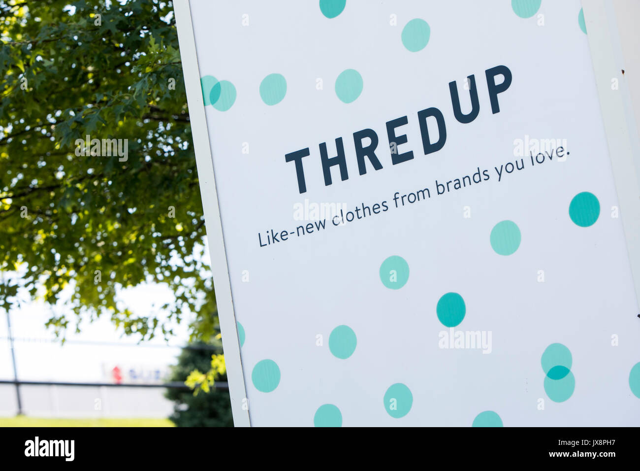 Thredup hi-res stock photography and images - Alamy