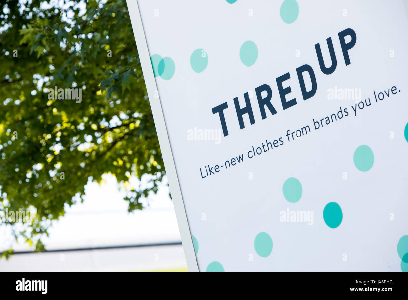 Thredup hi-res stock photography and images - Alamy